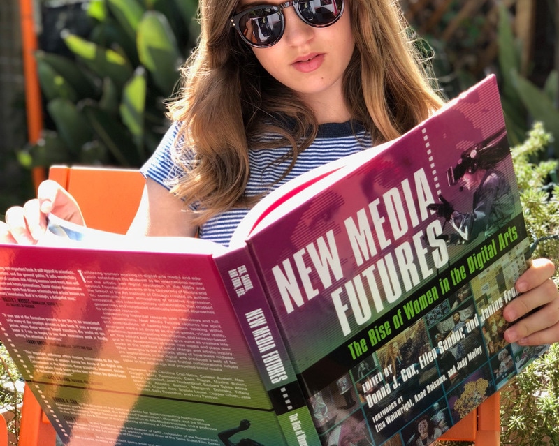 Book Signings & Booth Programs | EXPO CHICAGO